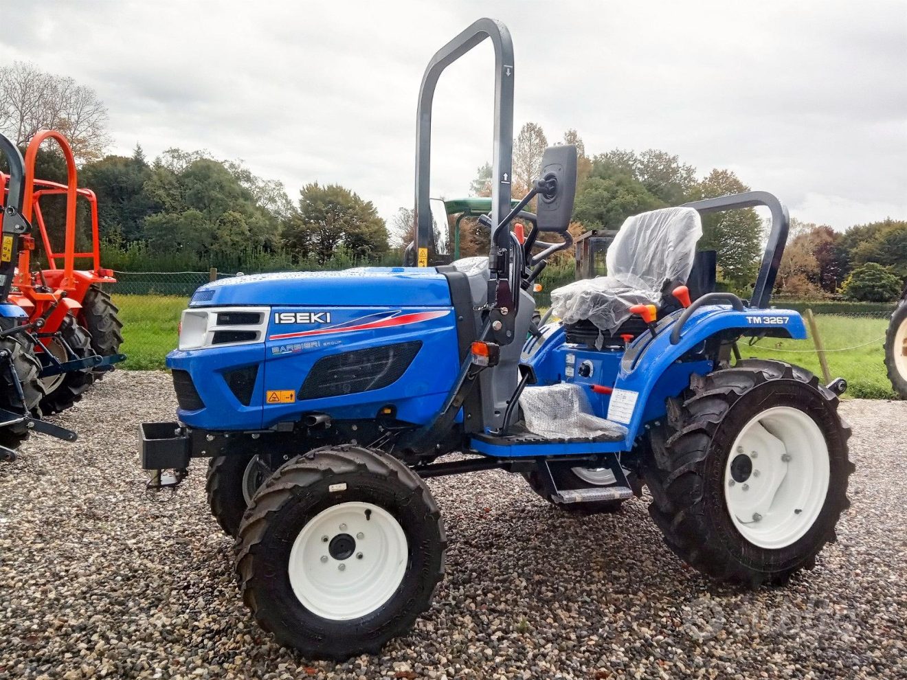 Trattore ISEKI TM 3267 -NUOVO - Trattori Pellegrini
