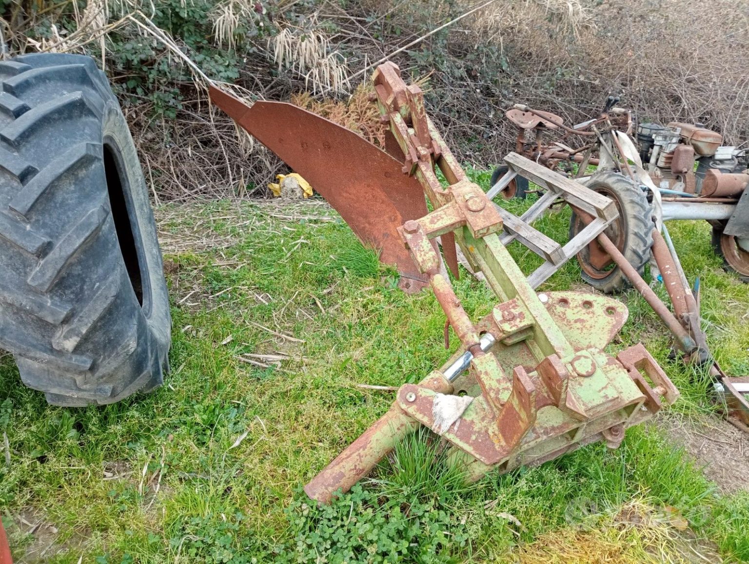 Aratro da Scasso - Trattori Pellegrini