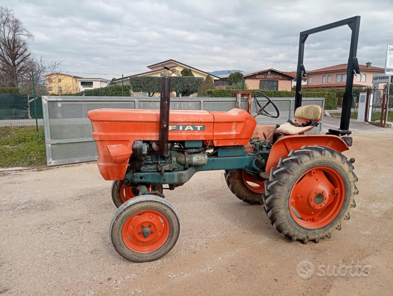 Trattore FIAT 250 R - Trattori Pellegrini