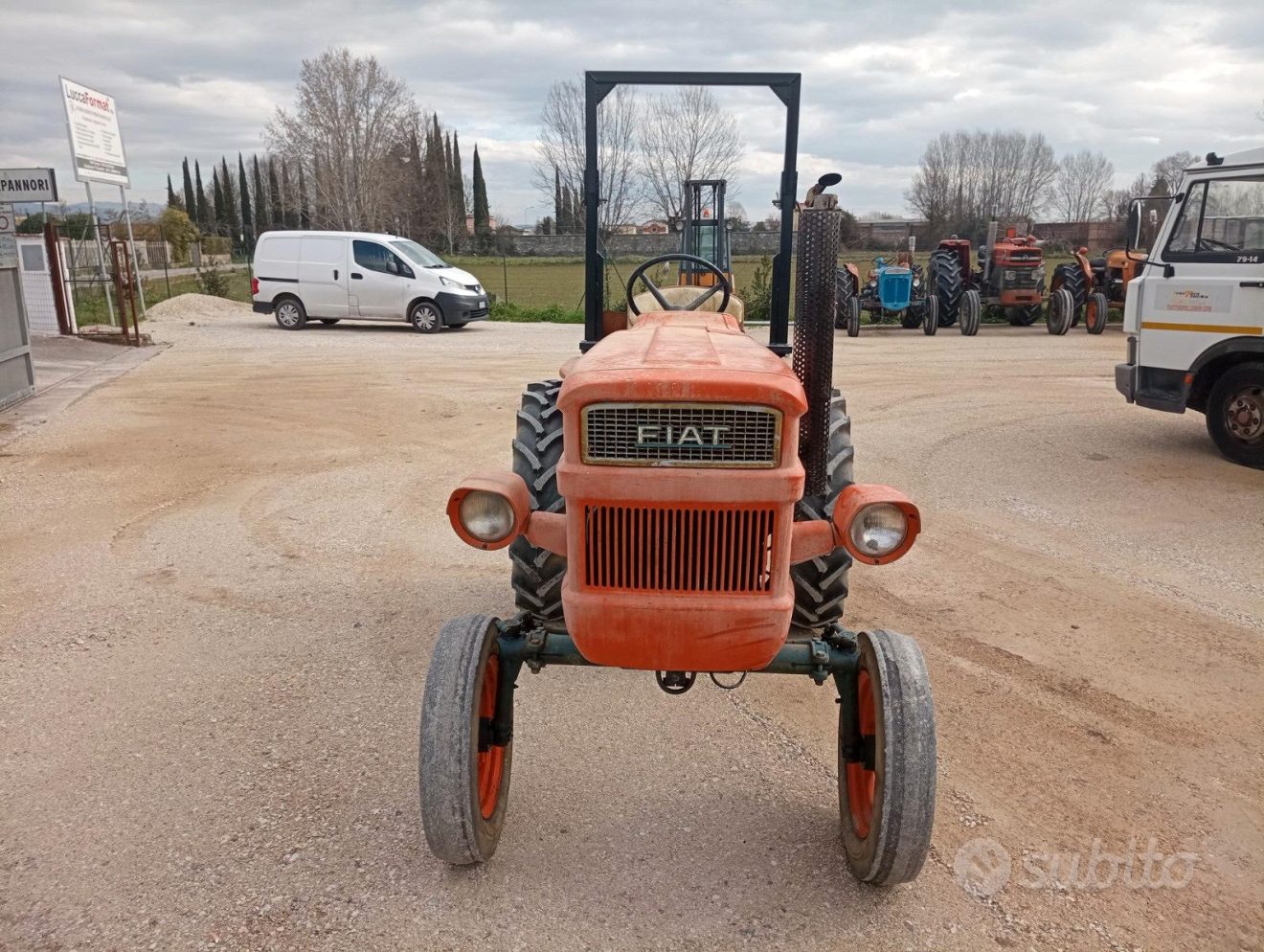Trattore FIAT 250 R - Trattori Pellegrini