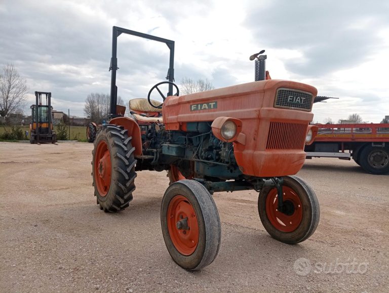 Trattore FIAT 250 R - Trattori Pellegrini