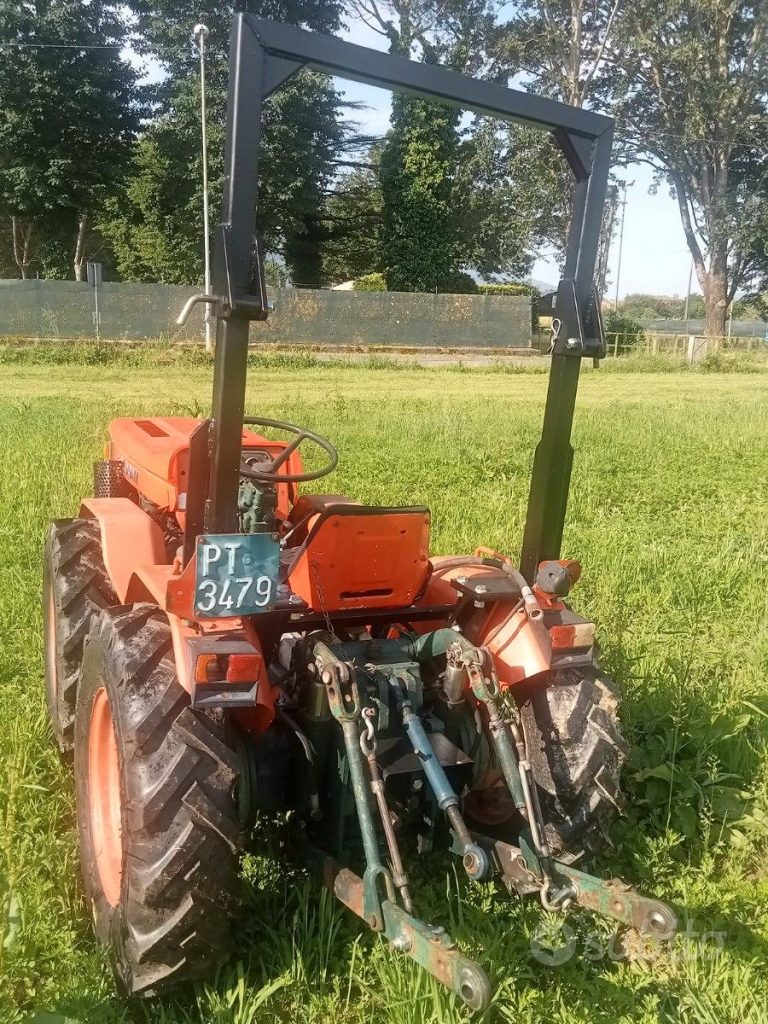 Trattore GOLDONI UNIVERSAL 230 - Trattori Pellegrini