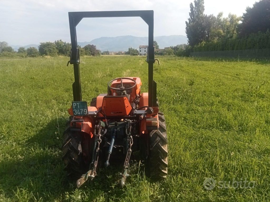 Trattore GOLDONI UNIVERSAL 230 - Trattori Pellegrini