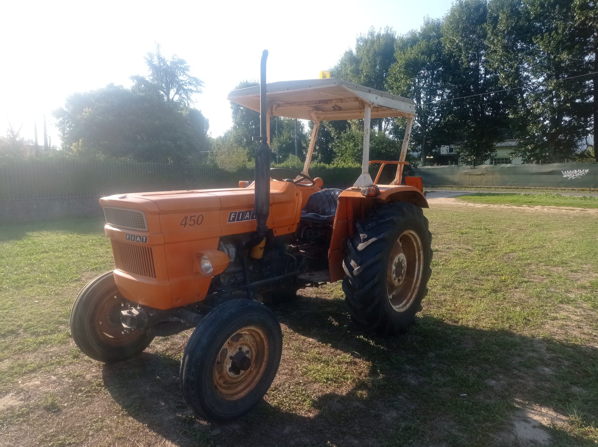 Trattore FIAT 450 - Trattori Pellegrini