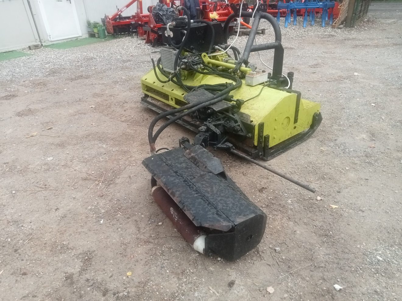 Trincia interfilare CALDERONI - Trattori Pellegrini