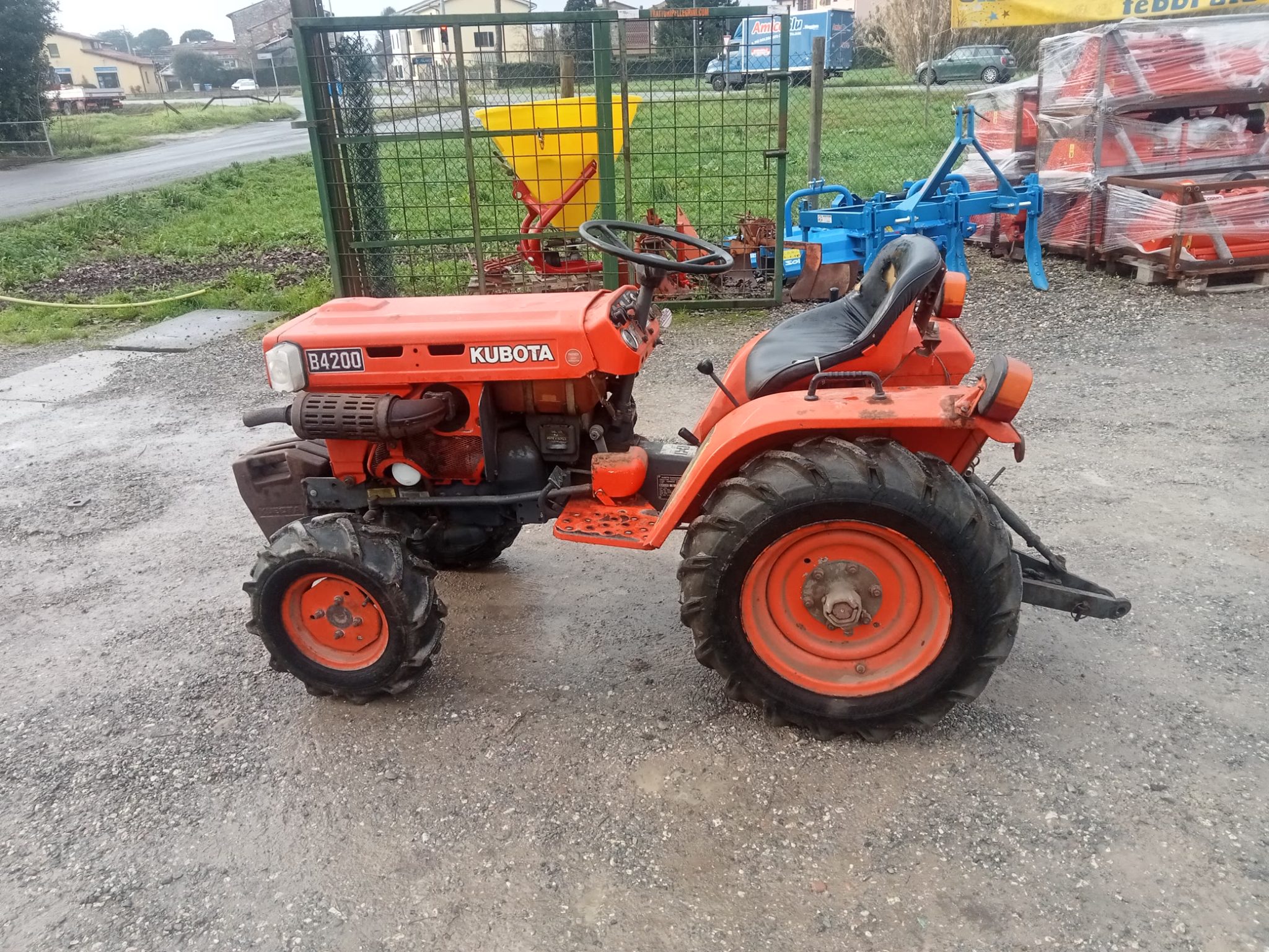 Trattore KUBOTA B 4200 - Trattori Pellegrini