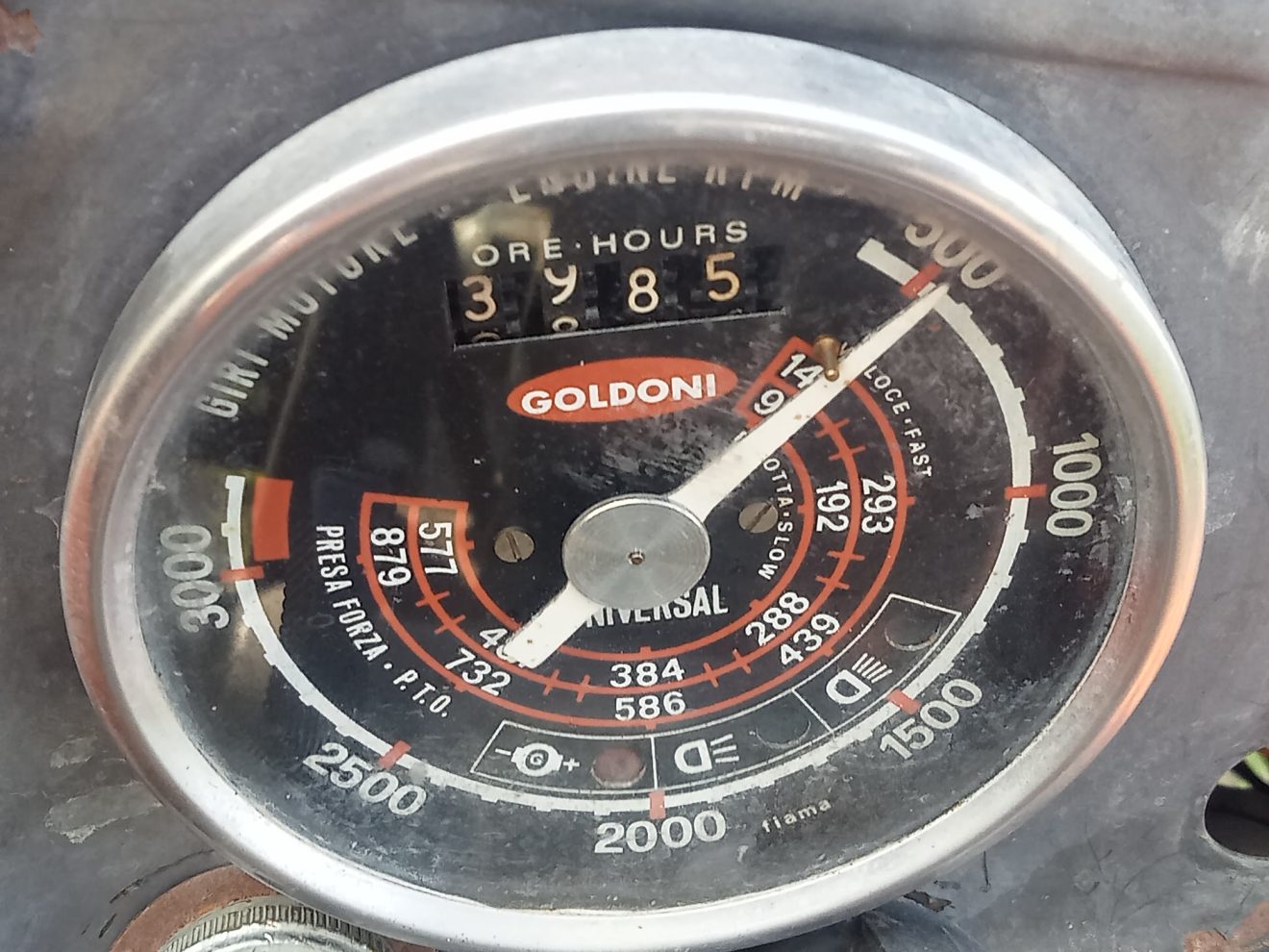 Trattore GOLDONI UNIVERSAL 240 - Trattori Pellegrini