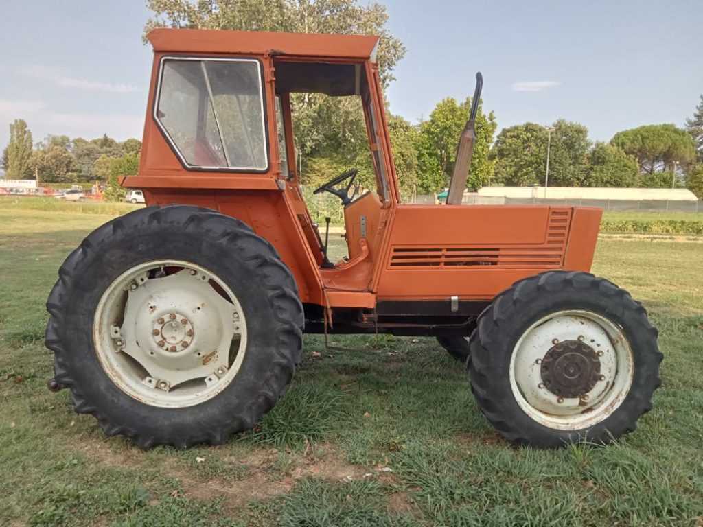 Trattore FIAT 880 DT - Trattori Pellegrini