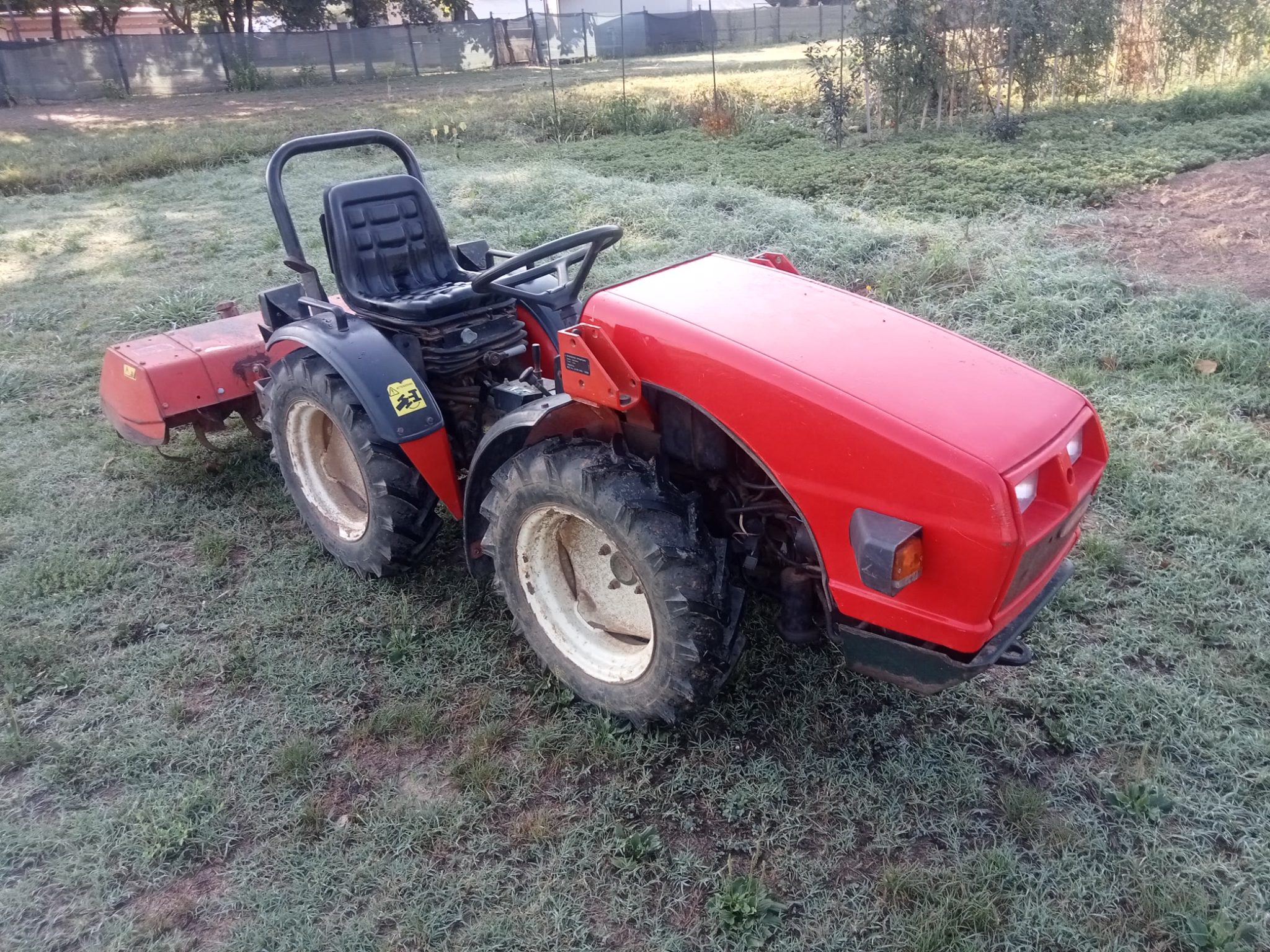 Trattore GOLDONI+ FRESA - Trattori Pellegrini