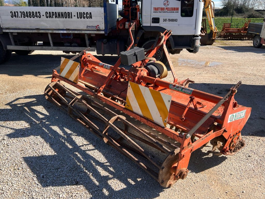 Fresa DONDI 2,5 m rullo a gabbia - Trattori Pellegrini